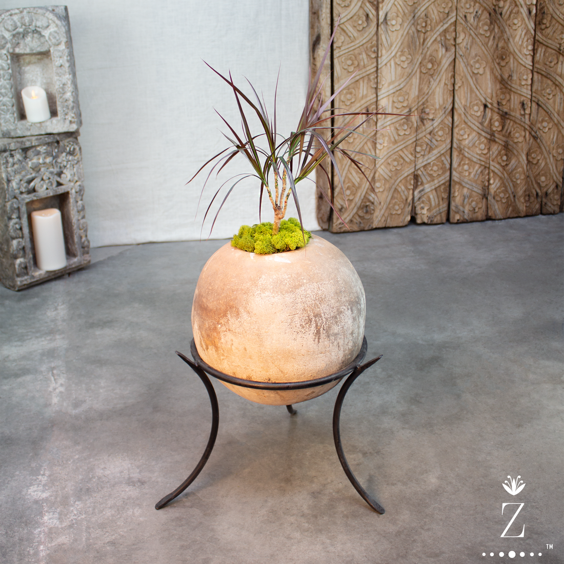 Sphere Planter with Iron Stand. Vintage Terracotta pot. - Zenwaro
