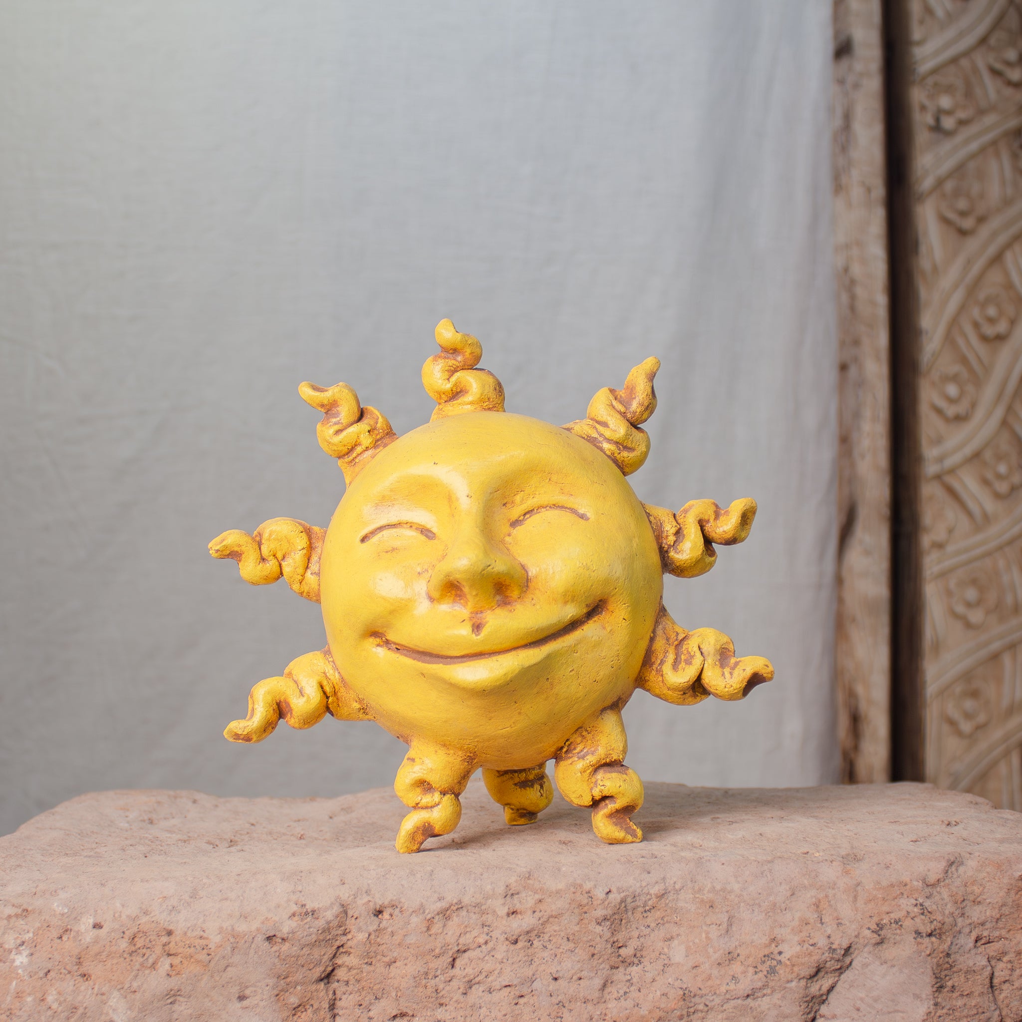 Devotion Smiling Sun Sculptures - Zenwaro