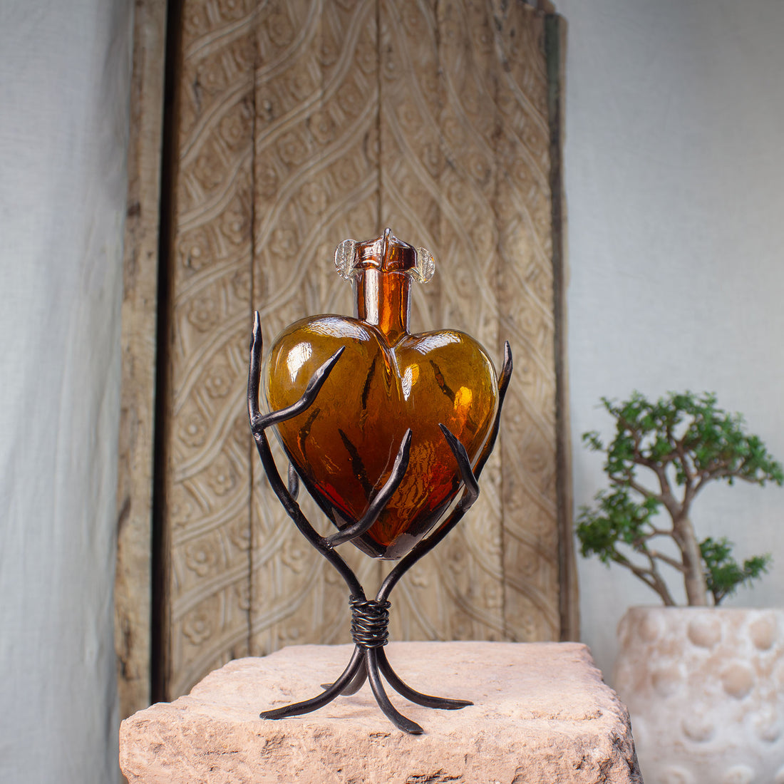 Divine Glass Hearts | Amber Glass - Zenwaro
