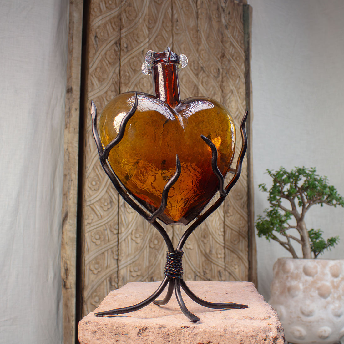 Divine Glass Hearts | Amber Glass - Zenwaro