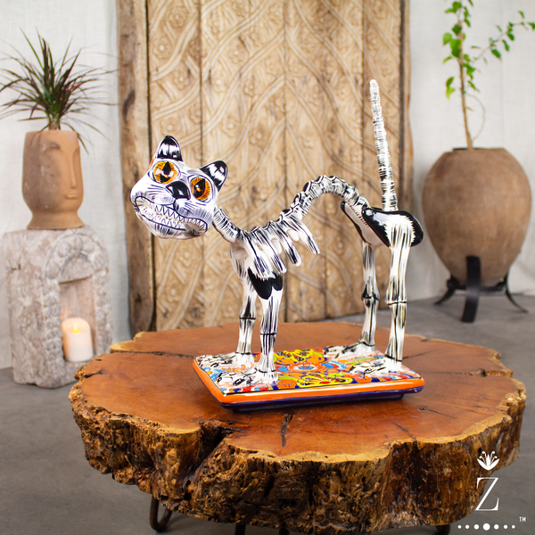 Day of the Dead Cat Sculptures. - Zenwaro